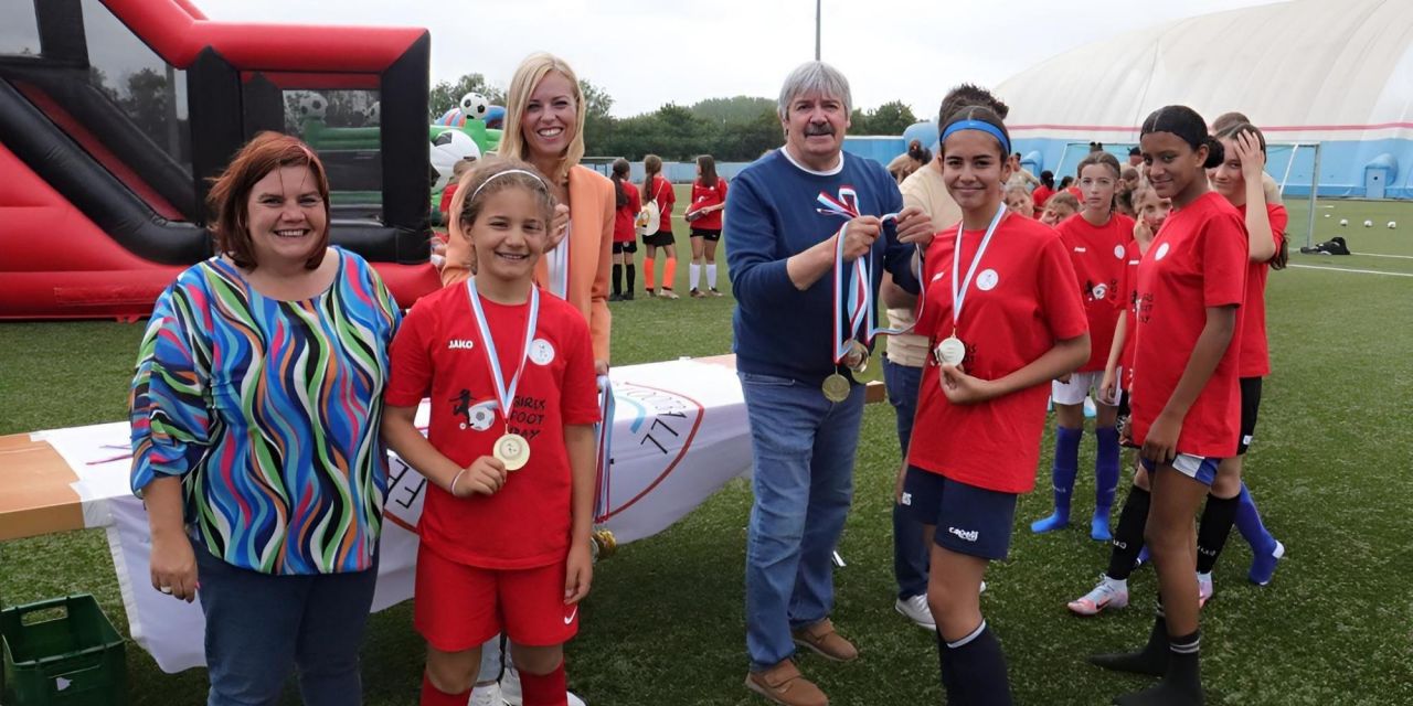 Kick It Girls Taina Bofferding A Remis Des Médailles Aux 160