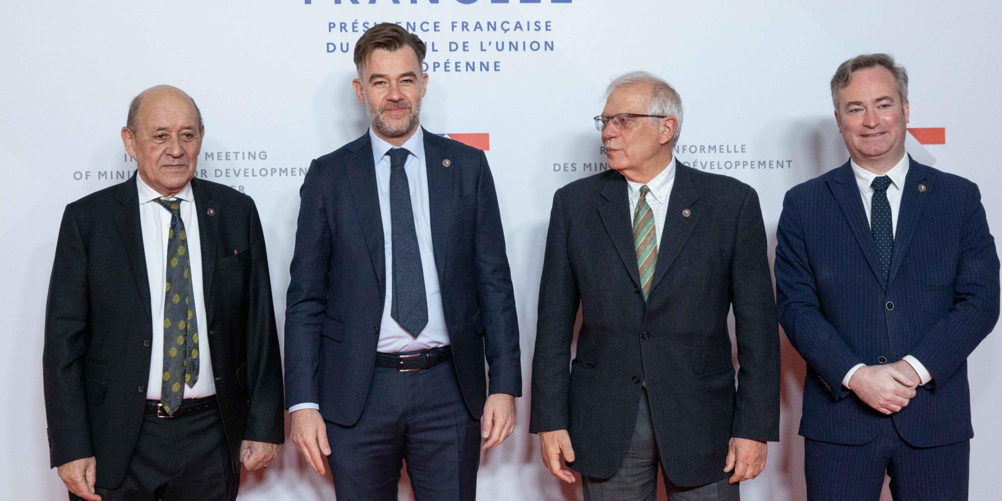 Franz Fayot au Conseil des affaires étrangères dans sa formation ...