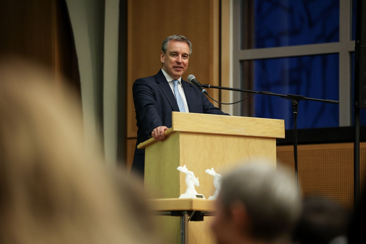 Prix national pour la langue luxembourgeoise: Lex Roth et Alain Atten ...