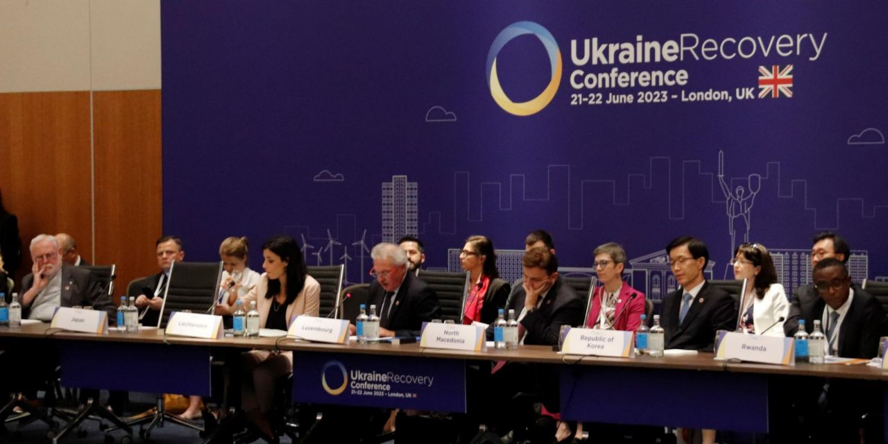 Participation de Jean Asselborn à la "Ukraine Recovery Conference 2023 ...