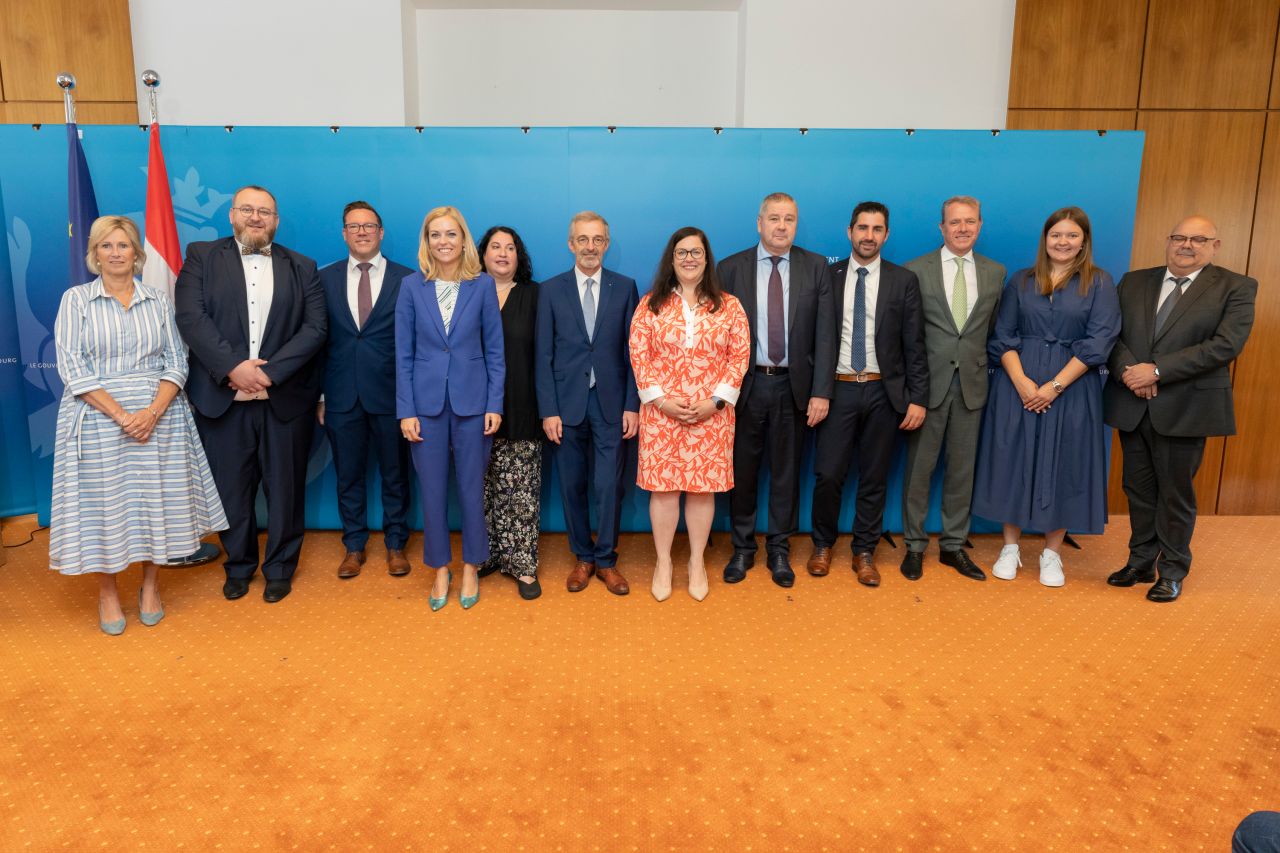 Assermentation des collèges des bourgmestre et échevins - gouvernement ...