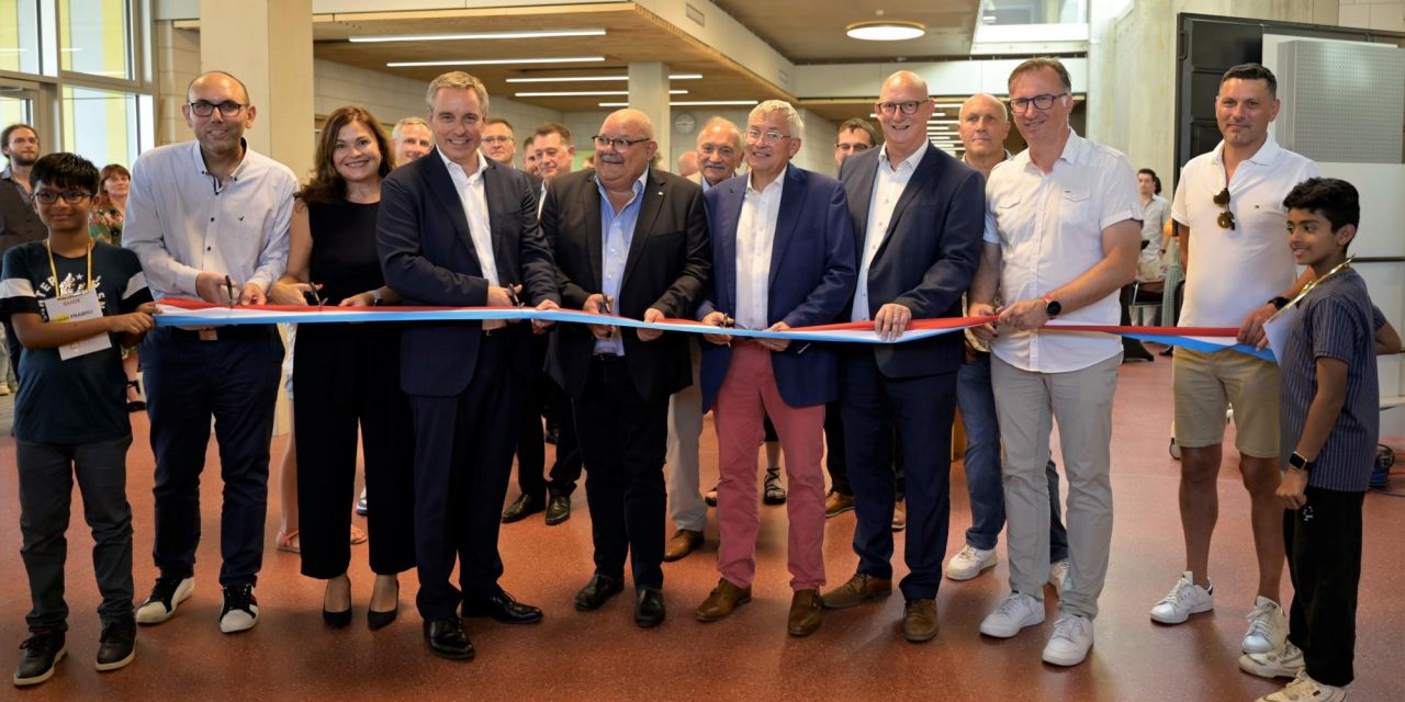 Un nouveau bâtiment pour le primaire et des classes de maternelle à l ...