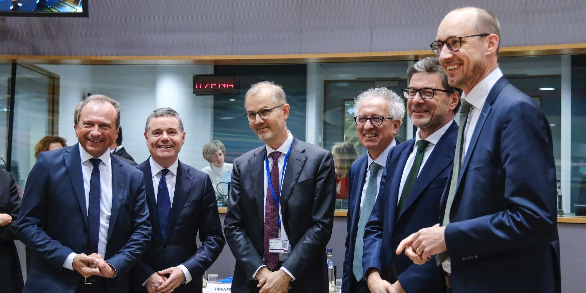 Gilles Roth participe à ses premières réunions de l'Eurogroupe et de l ...