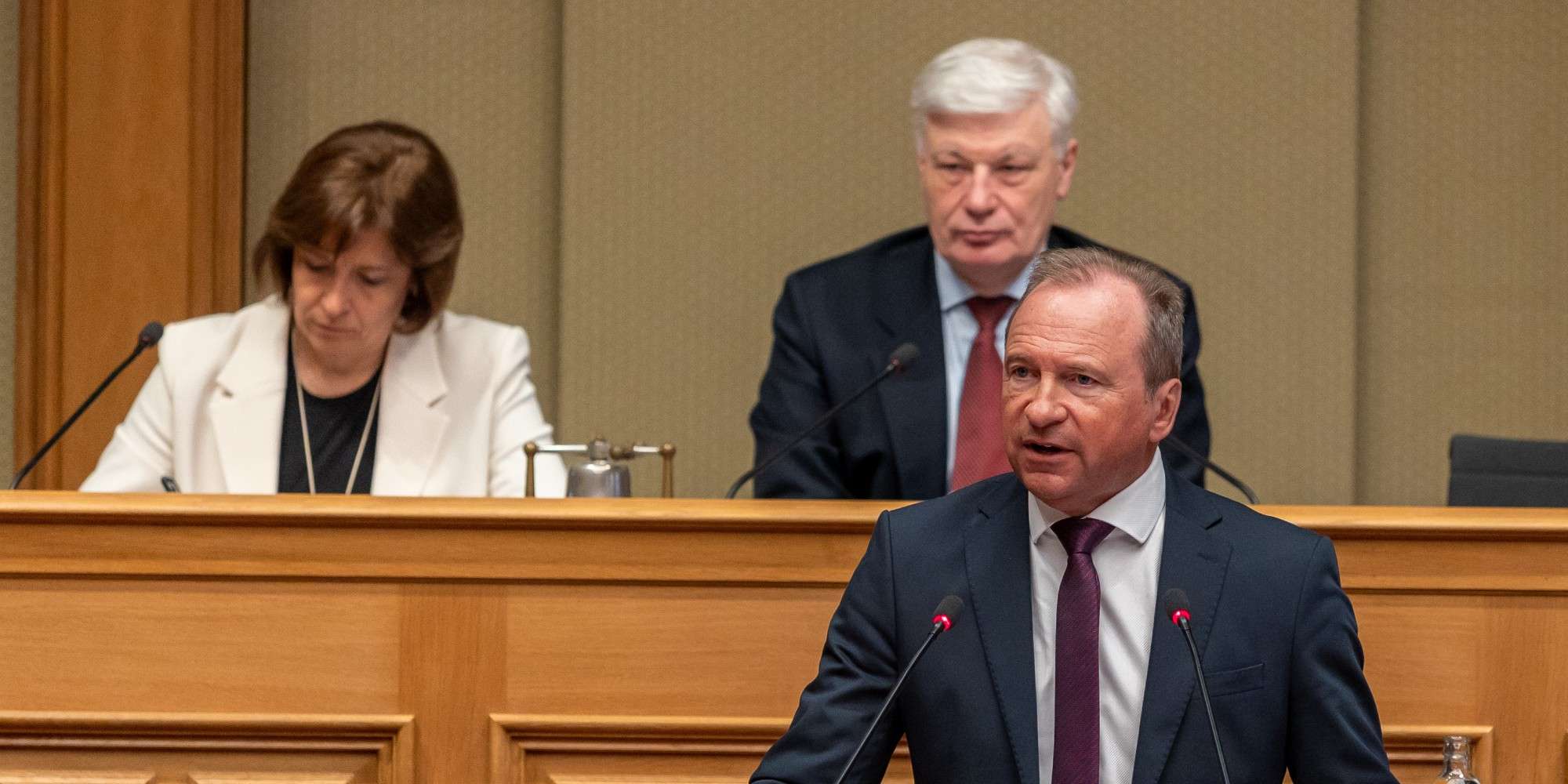 "A new dynamic for our country" - The Luxembourg Government