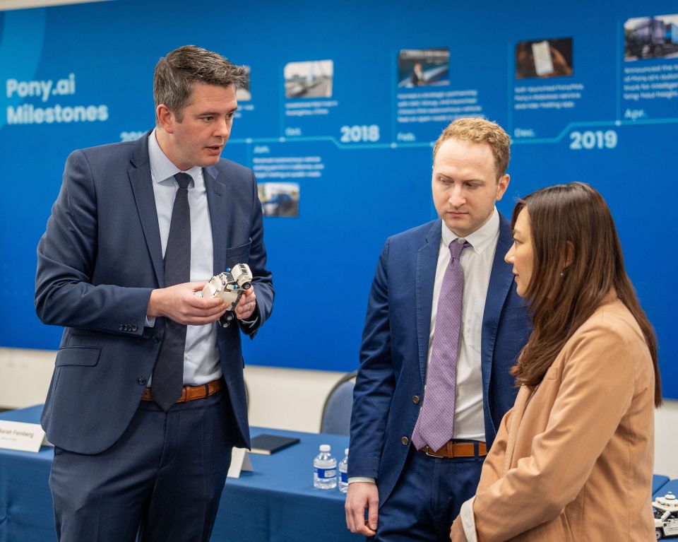 Première partie de la visite de travail de Xavier Bettel et Lex Delles ...