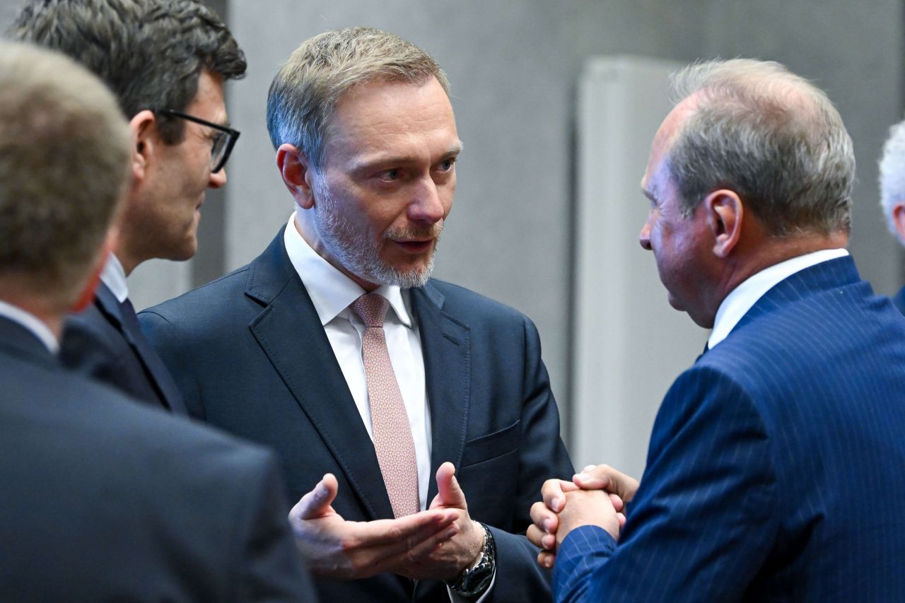 Gilles Roth aux réunions de l'Eurogroupe et du Conseil Ecofin au ...