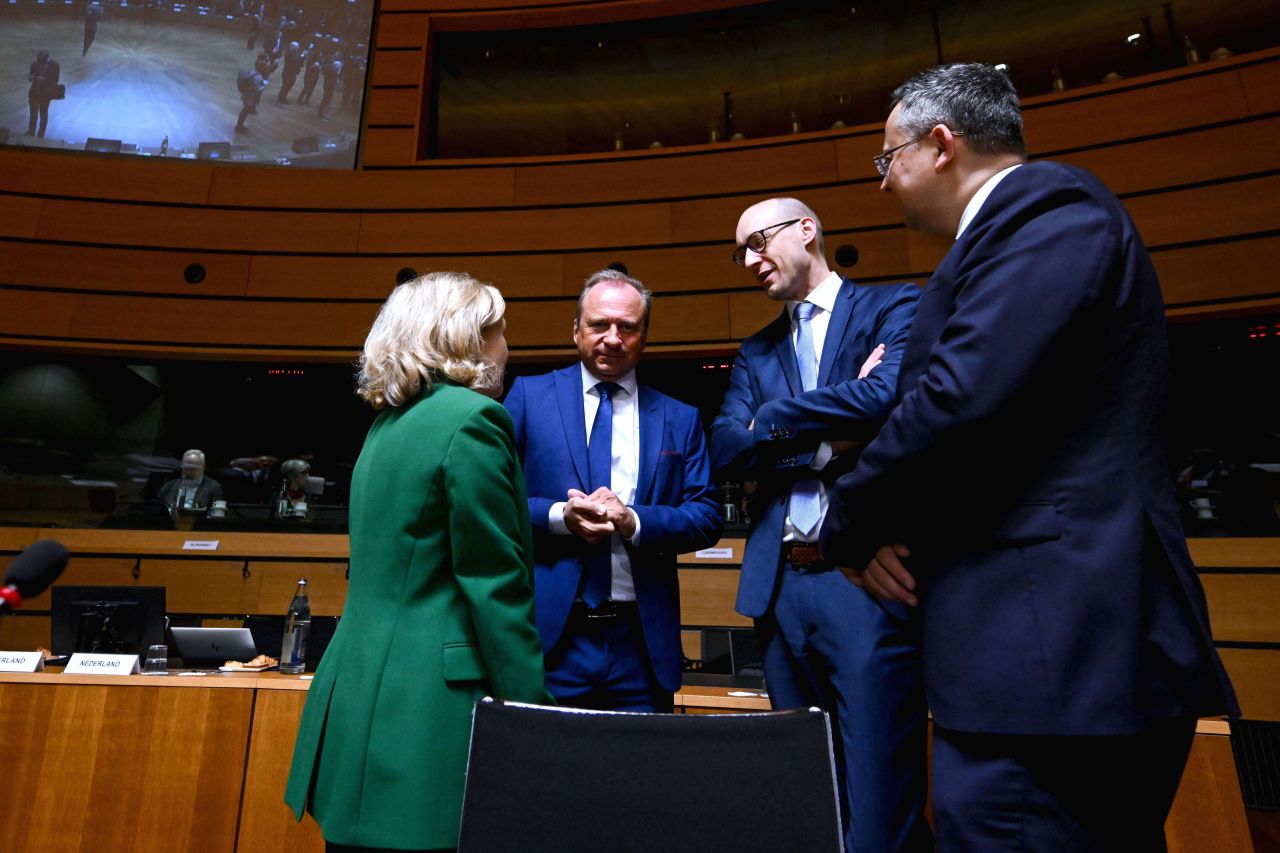 Gilles Roth aux réunions de l'Eurogroupe et du Conseil Ecofin au ...
