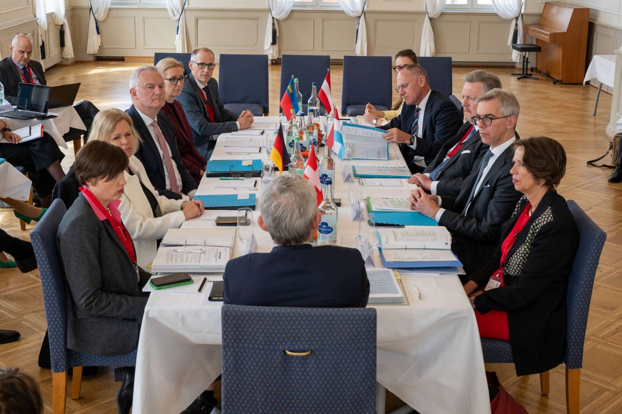 Léon Gloden à la réunion des ministres de l'Intérieur germanophones à ...