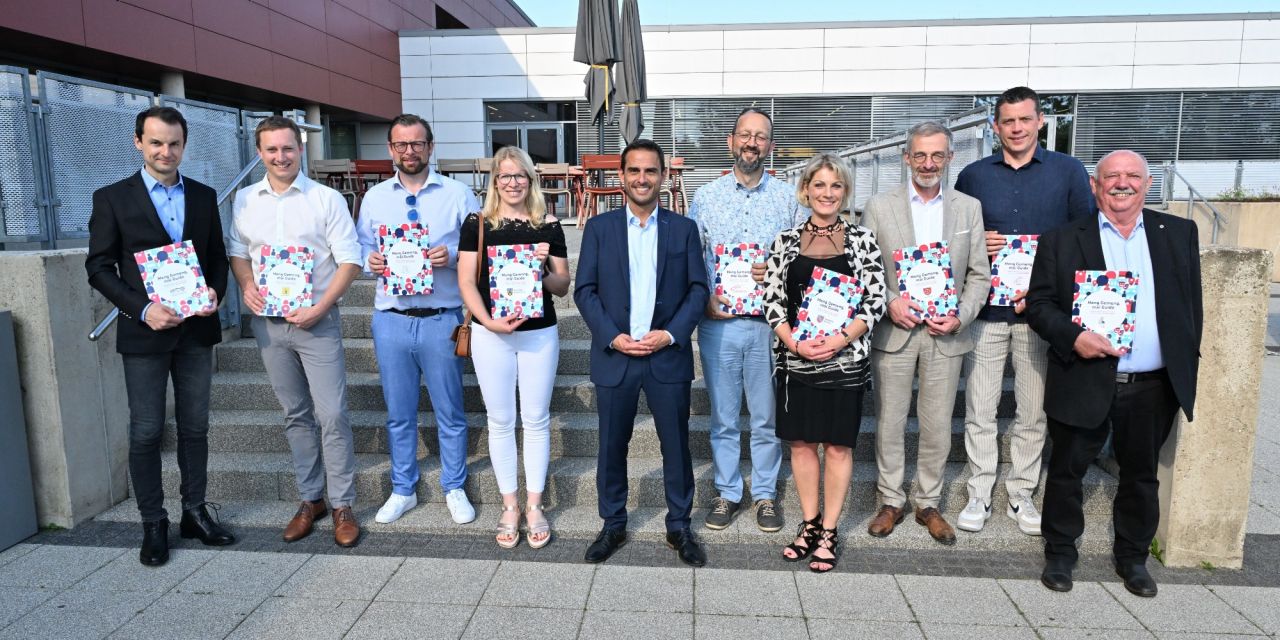 Signing ceremony for the "Gemengepakt vum interkulturellen ...