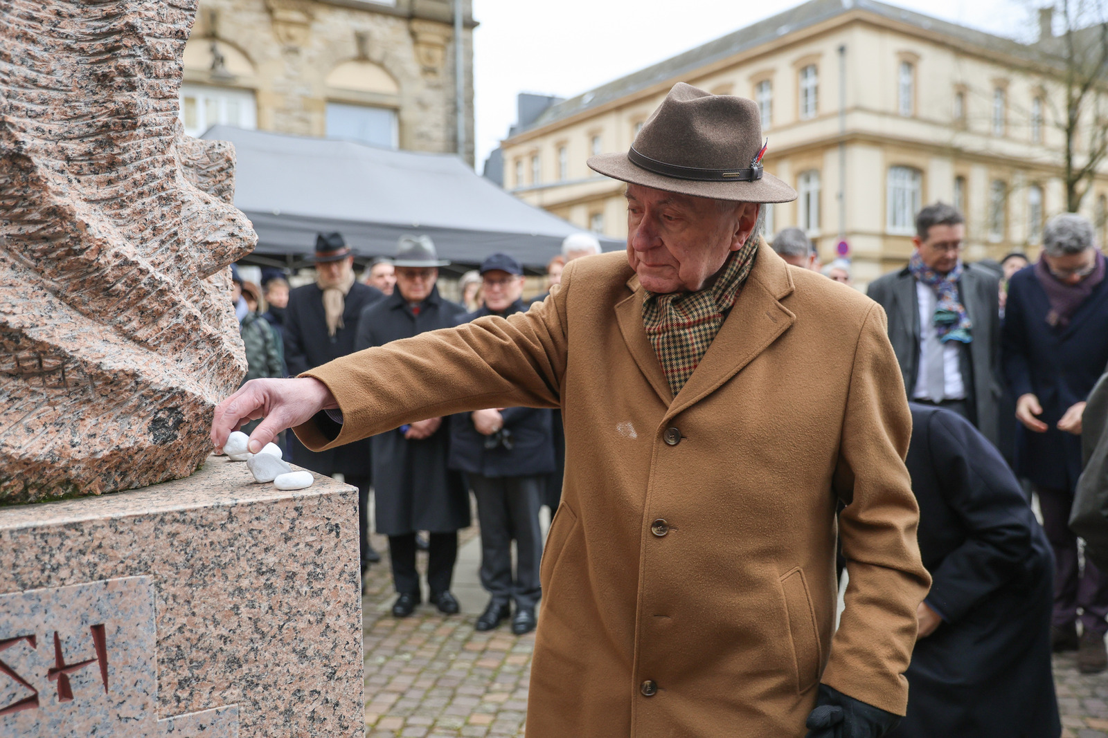 Journée internationale dédiée à la mémoire des victimes de la Shoah ...