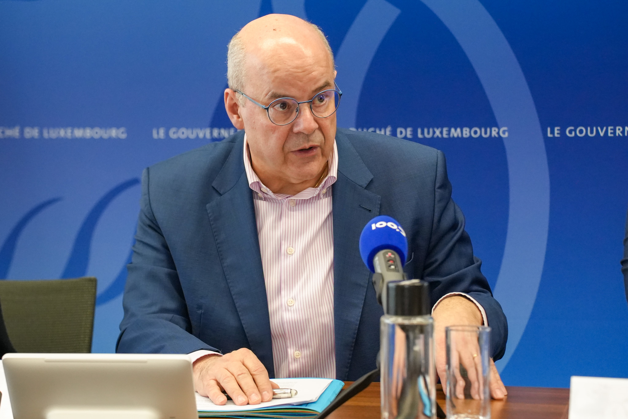 Lex Delles et Marc Spautz ont présenté le nouveau portail "Work in ...