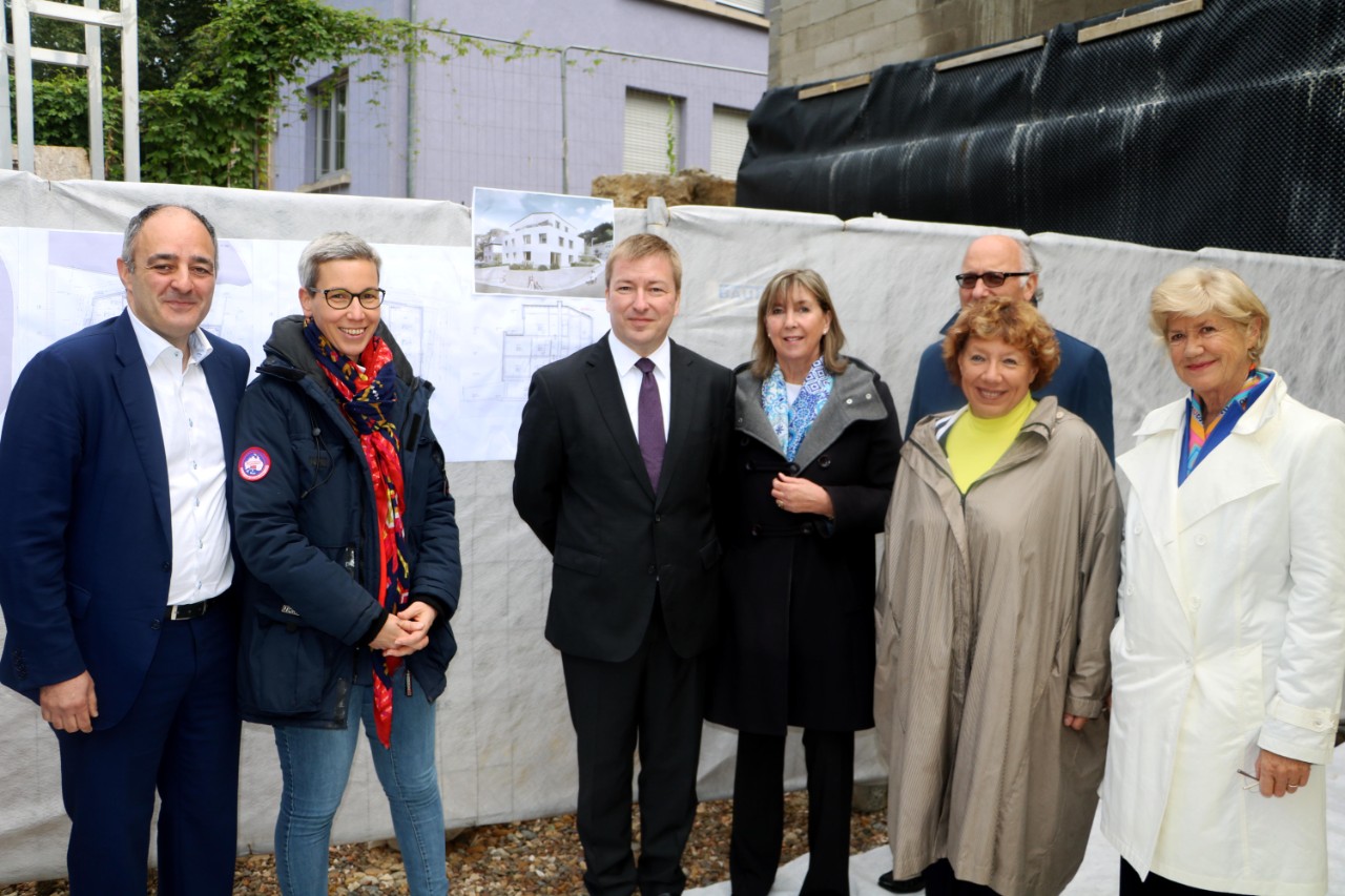 Marc Hansen a assisté à la fête du bouquet d’une nouvelle résidence à ...