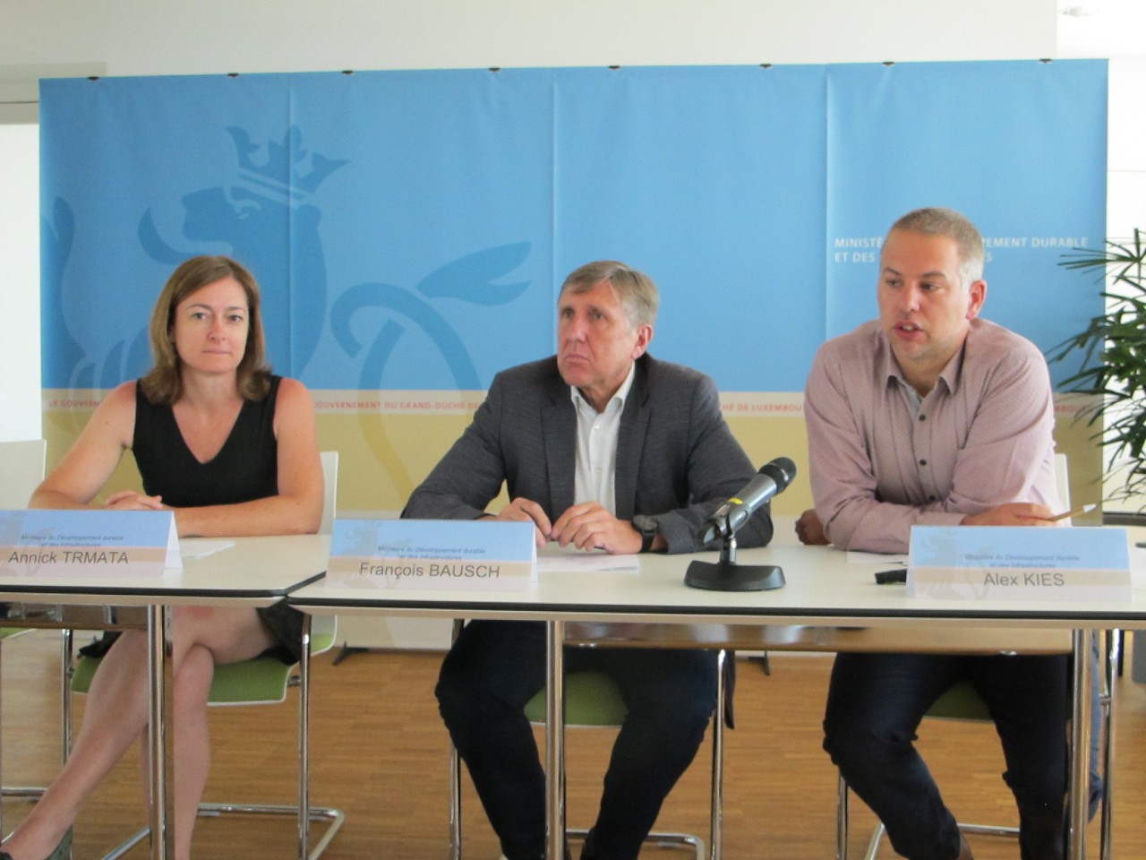 84 lignes de bus RGTR pourront être consultées en temps réel à partir ...